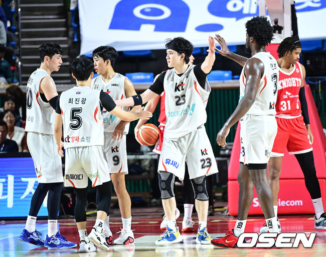 [사진]KT 박준영, '승리로 가자'::스포탈코리아
