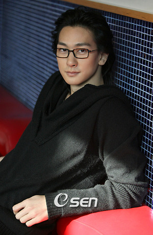 심지호, 영화 ‘쌍화점’에서 연기 변신 - OSEN