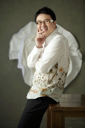 이벤트 MC 오환석 “한달 내내 쉴틈이 없어요” - OSEN