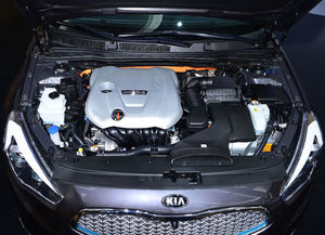 [사진]KIA K7 하이브리드 700h의 첨단 엔진룸 - OSEN