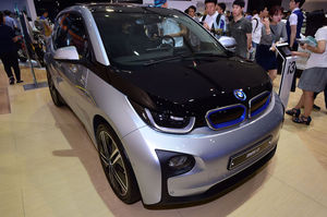 [사진]BMW 순수전기차 i3 공개 "배터리 완충하는데 3시간이면 충분해요" (2014 부산모터쇼) - OSEN