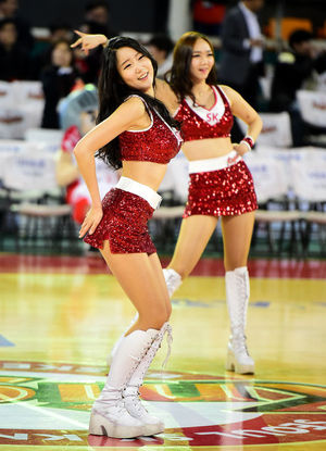 [사진]SK 치어리더, '상큼 발랄하게' - OSEN