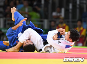 ‘또 업어치기’ 안바울, 유도 66kg급 준결승 안착 - OSEN