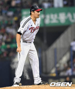 [준PO4] 이동현, 교체되지 않고 한 타자 상대한 이유 - OSEN