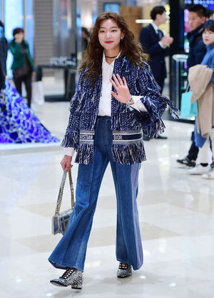 [사진]이호정, '싱그러운 인사와 함께 입장' - OSEN