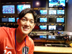 SHOT!] ‘평창올림픽 해설 호평’ 박재민, 이번엔 KBS서 “한국 축구 응원” - OSEN