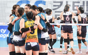 [사진]GS칼텍스,'우리가 다시 선두라고' - OSEN