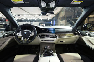 [사진]BMW X7의 화려한 실내 (2019 서울모터쇼) - OSEN