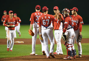 [사진]환호하는 KIA - OSEN