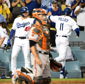 [사진]다저스 폴락, 'SF 상대로 선제 솔로포' - OSEN