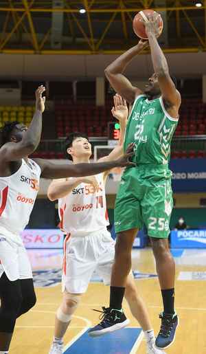 [사진]녹스,'붙지않고 그대로 쏜다' - OSEN