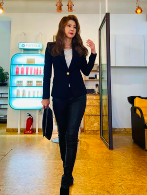 '주영훈♥︎' 이윤미, 53kg 다이어트 성공? 셋 낳고 더 마른 몸매 - OSEN