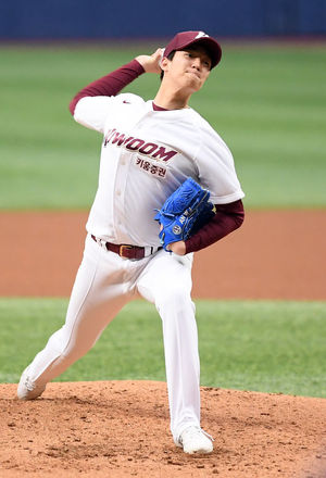 [사진]파이어볼러 안우진, '154km' - OSEN