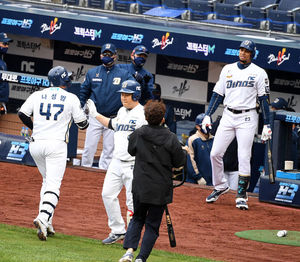 [사진]나성범 솔로포로 앞서가는 NC - OSEN