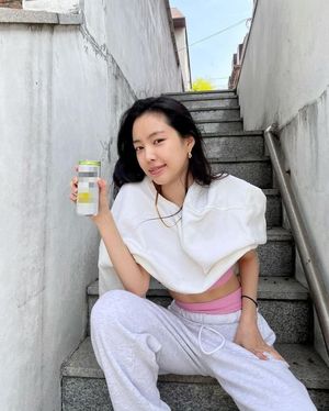 '168cm·45kg' 손나은, 실제로 보면 이런 모습…연예계 대표 개미 허리 - OSEN