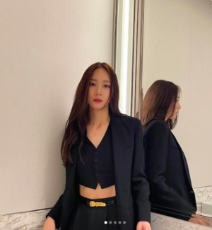 크리스탈(정수정), 개미허리에 선명한 '11자' 복근 - OSEN