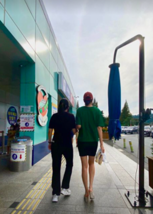 김혜수, 사진 앱으로 다리길이 늘렸나?…비현실적 몸매 [★SHOT!] - OSEN