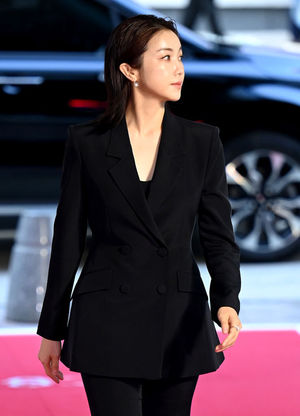 [사진]김옥빈,'성공한 CEO 분위기' - OSEN