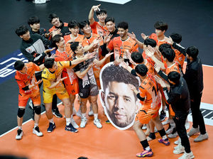 [사진]OK금융,'우리의 복덩이 레오' - OSEN