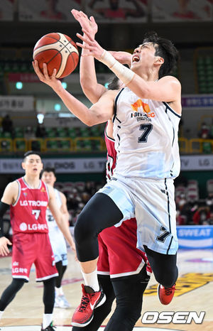 '정창영 16점' KCC, '2Q 2점' LG에 22점차 완승 - OSEN