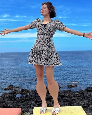 '유상무♥' 김연지, 매일 10km 걷더니 대참사..종아리만 울끈불끈 - OSEN