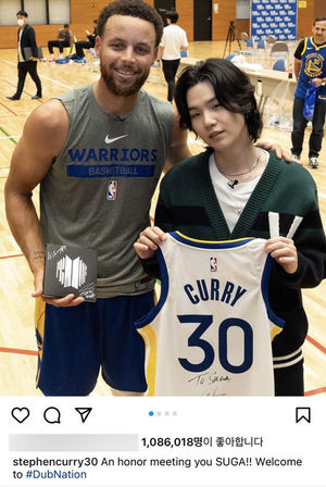 NBA 슈퍼스타와 BTS가 만났다...스테판 커리 “슈가와 만나 영광이다” - OSEN