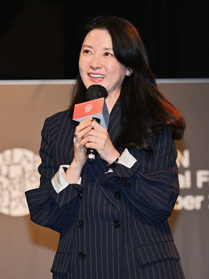 이영애 "식당 가면 이제는 '구경이'로 사인해달라고 하신다"[27회 BIFF 현장] - OSEN