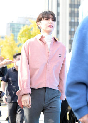 [사진]SF9 재윤, '가을 햇살 받으며' - OSEN