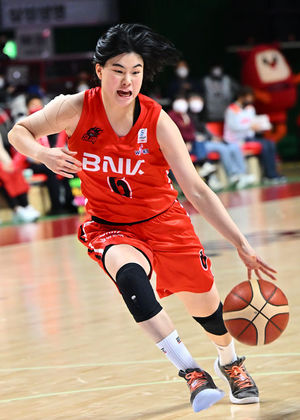 [사진] 20221218 부산 BNK 썸 이소희 050 - OSEN