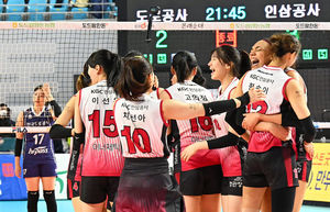 [사진] KGC인삼공사, 극적인 역전승 - OSEN