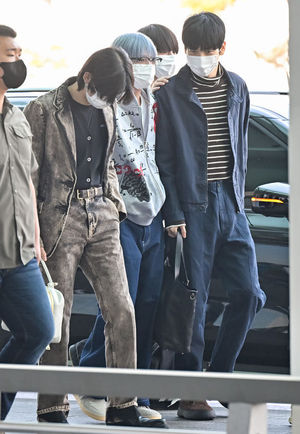 [사진]TXT,'즐거운 출국길' - OSEN