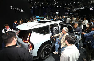 [사진]KIA EV9에 쏟아지는 국내외 매체들의 관심 - OSEN