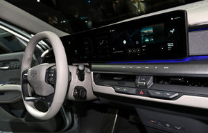 [사진]KIA EV9,'광활한 액정 패널' - OSEN