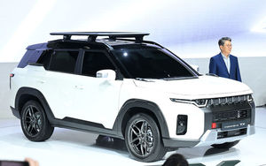 [사진]토레스 TX 소개하는 KG 곽재선 회장 - OSEN