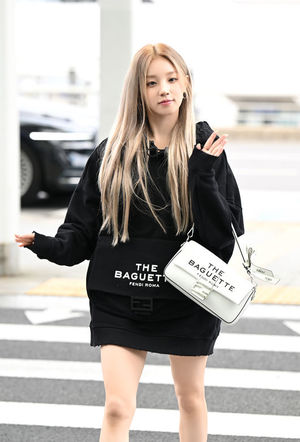 [사진](여자)아이들 우기,'팬 향해 다정한 인사' - OSEN