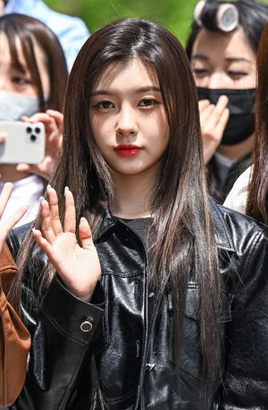 [사진]케플러 김다연,'섹시한 레드립' - OSEN