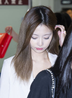 [사진]트와이스 쯔위,'아름다움 넘겨' - OSEN