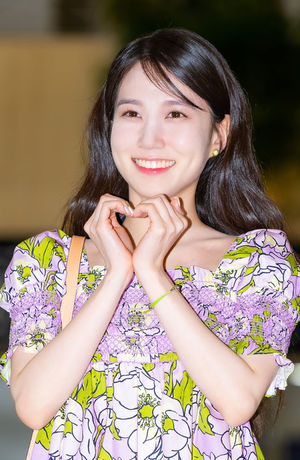 [사진]박은빈,'심쿵 보조개 미소로 하트' - OSEN