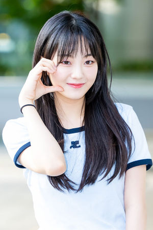 [사진]조이현,'영스 스페셜 DJ의 애교포즈' - OSEN