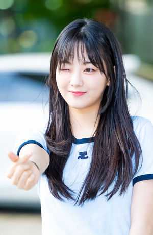 [사진]조이현,'심쿵 윙크 손하트' - OSEN