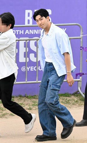 [사진]RM, 'BTS 10주년, 앞으로도 함께해요' - OSEN