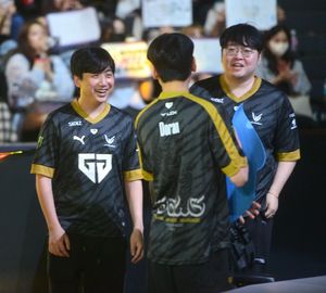 [LCK] 젠지, ‘클리드’ 빠진 한화생명 2-0 제압….개막 8연승(종합) - OSEN