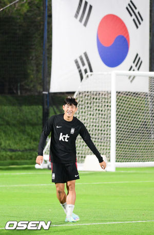 이강인 위협하는 트레블 이끈 MF, PSG 아닌 사우디행 가능성..."주급 3배 약속" - OSEN