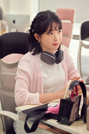 신예 윤가이, 'SNL 코리아 시즌4' 합류…오프닝부터 '바람'까지 눈도장 - OSEN