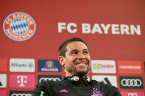 'BVB 떠나 FA로 '라이벌' 뮌헨 이적' 게헤이루, "솔직히 떠나기 싫었다" - OSEN