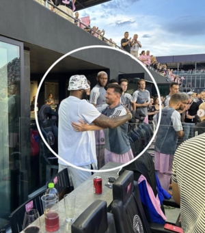 이강인-네이마르 투샷 능가... 'NBA 레전드' 르브론 제임스-'축신' 메시 뜨거운 포옹 - OSEN