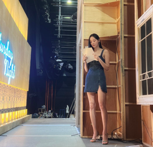 이다희, 키 176cm 위엄 여전..명품 몸매+비율 자랑 - OSEN