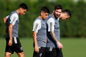 MLS 데뷔전 골 넣고 승리한 메시에게 징계? 미국에서 대체 무슨 일이? - OSEN