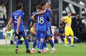 ‘프라테시 멀티골’ 이탈리아, 유로예선에서 전쟁중인 우크라이나 2-1 제압 - OSEN