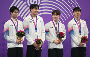 [사진]혼계영 400m,'미소가 퍼지는 행복 은메달' - OSEN